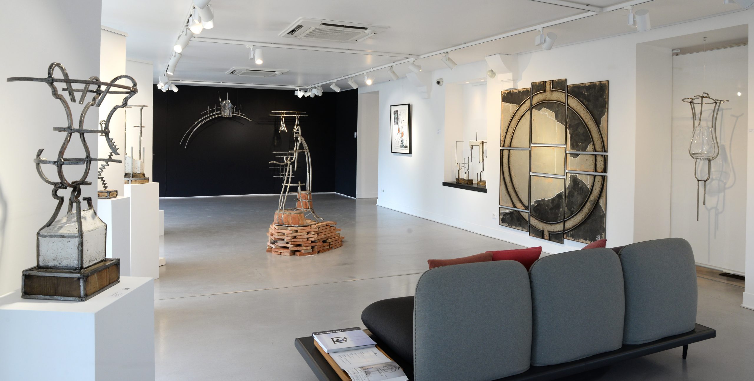 EXPOSITION Juan Garaizabal / Bogéna Galerie du 26 juin au 15 juillet ...